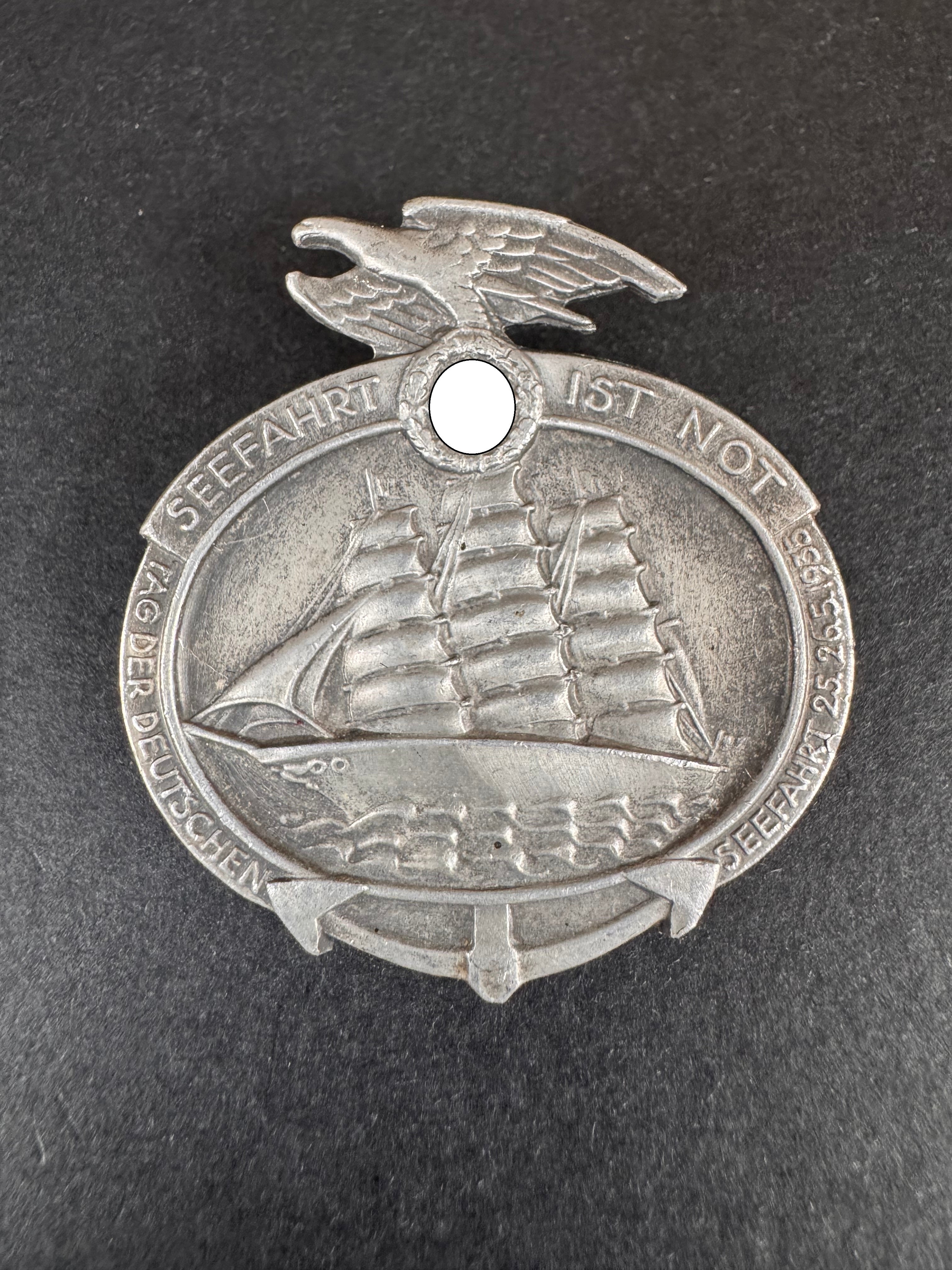 Third Reich Seefahrt Ist Not 1935 Tinnie – Medals-Militaria