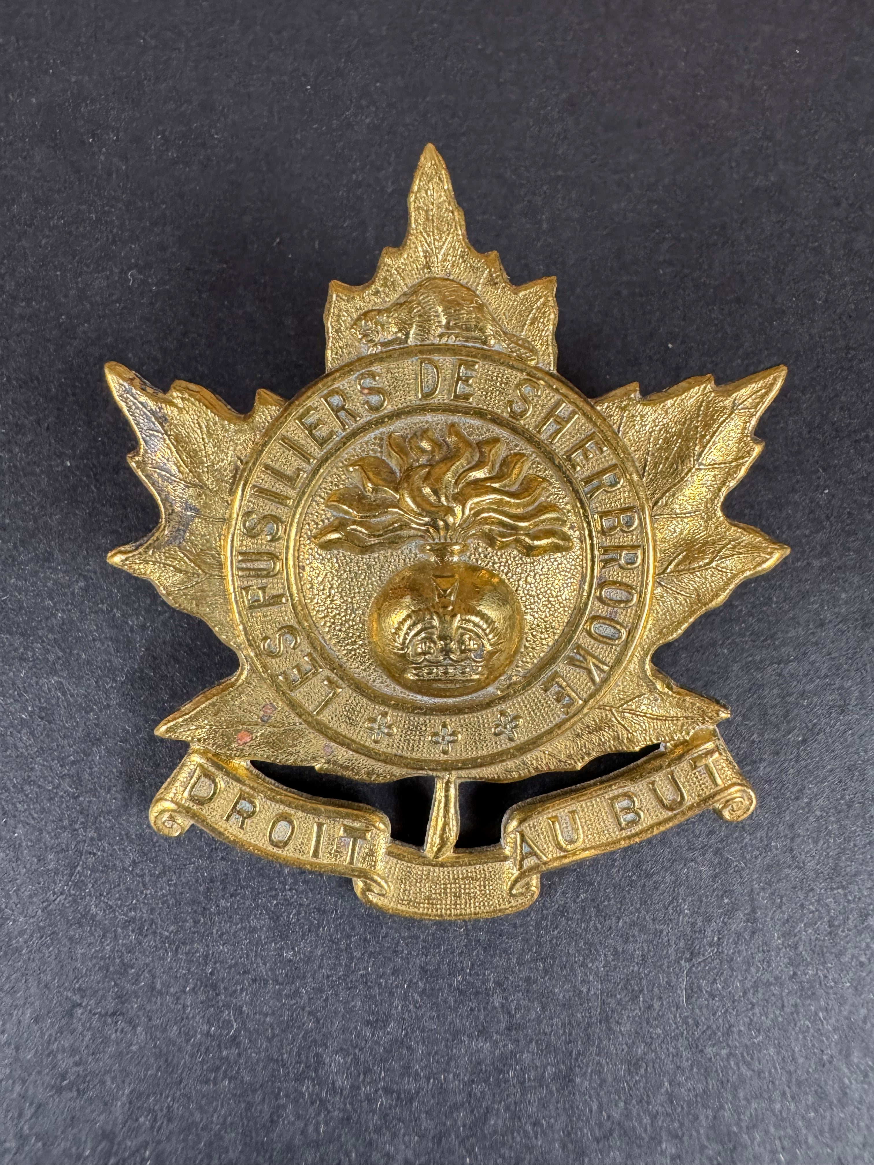 WW2 Canadian Army Sherbrooke Fusiliers Cap Badge – Medals-Militaria