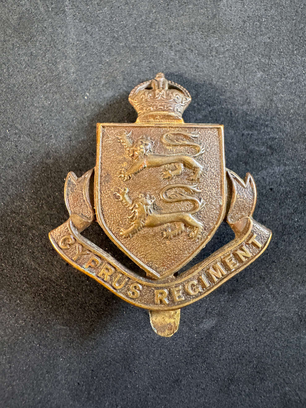 WW2 British Colonial Army Cyprus Regiment Cap Badge – Medals-Militaria