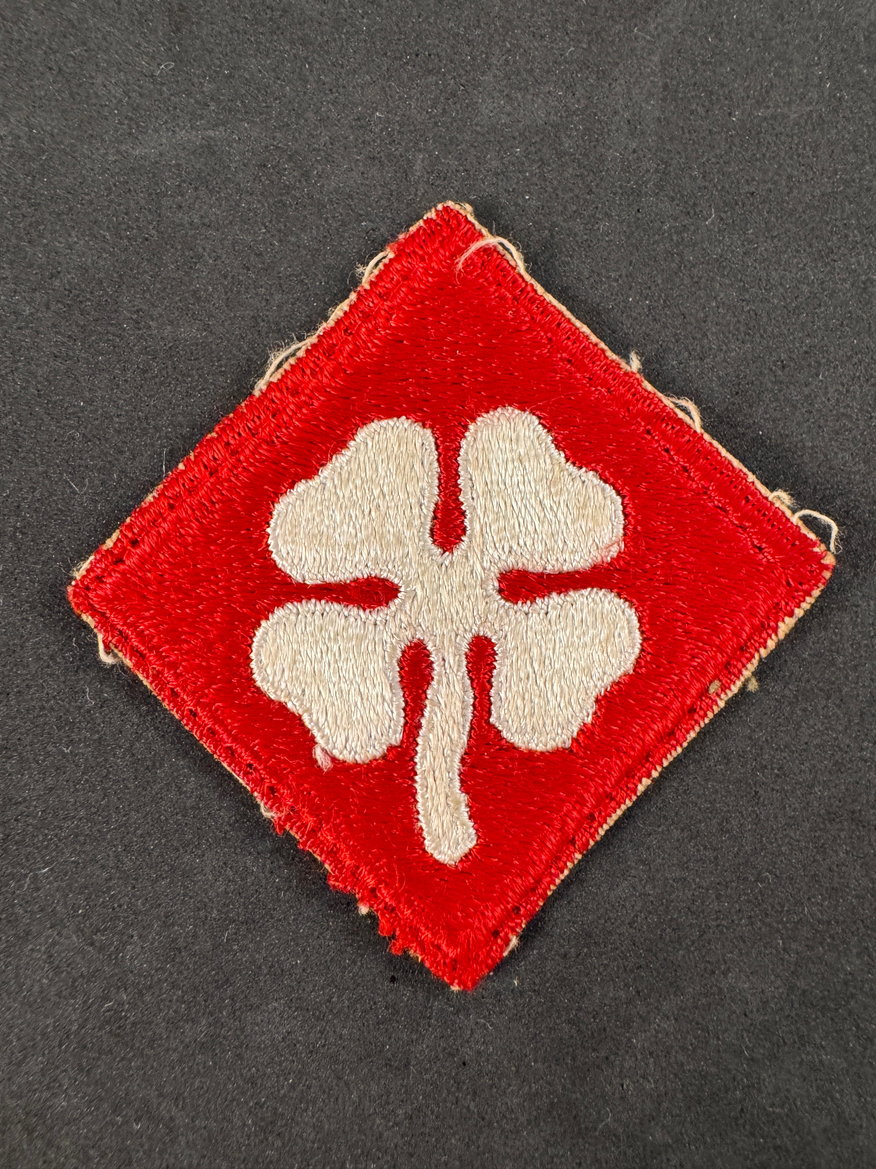WW2 U.S. 4th Army Formation Sign – Medals-Militaria