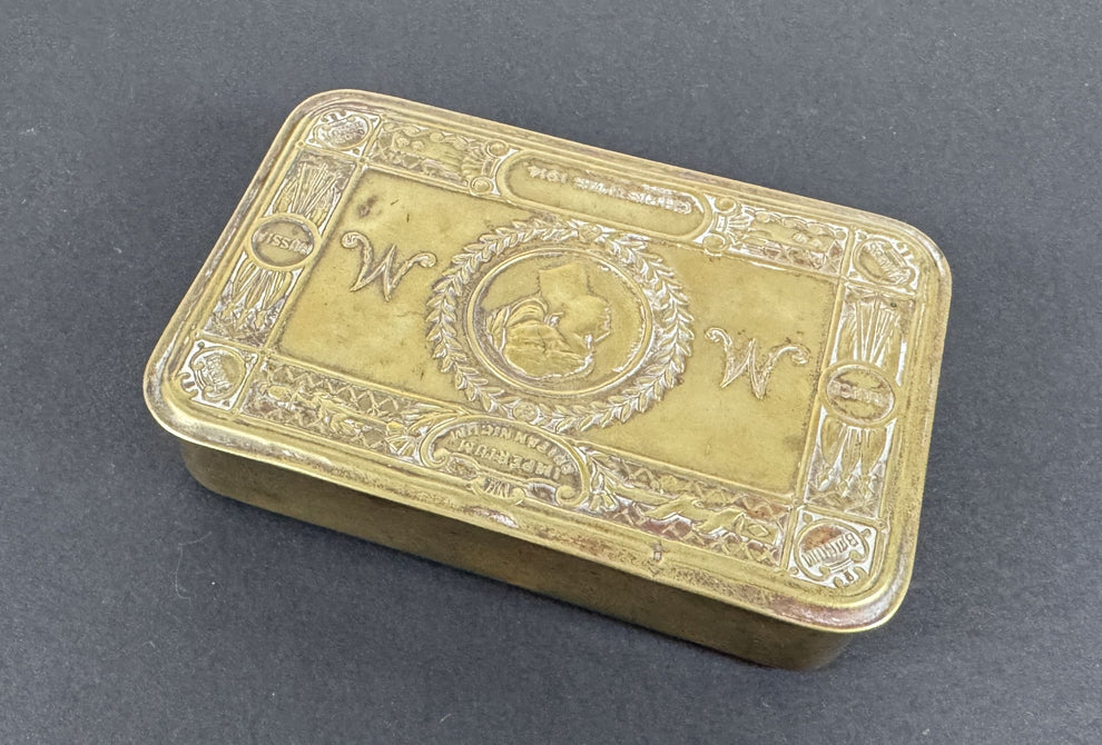 WW1 British Princess Mary Gift Tin Christmas 1914 – Medals-Militaria