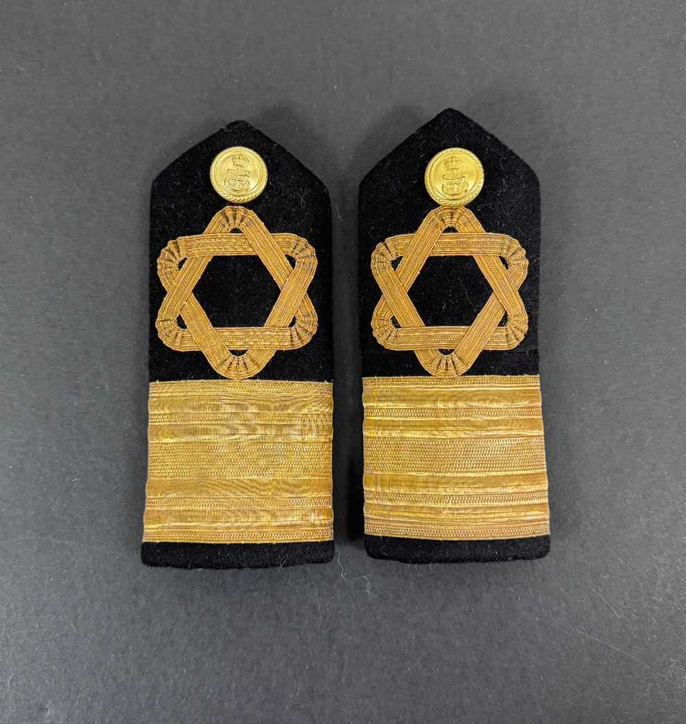 WW2 British Royal Navy Reserve Commodore Shoulder Boards Epaulettes ...