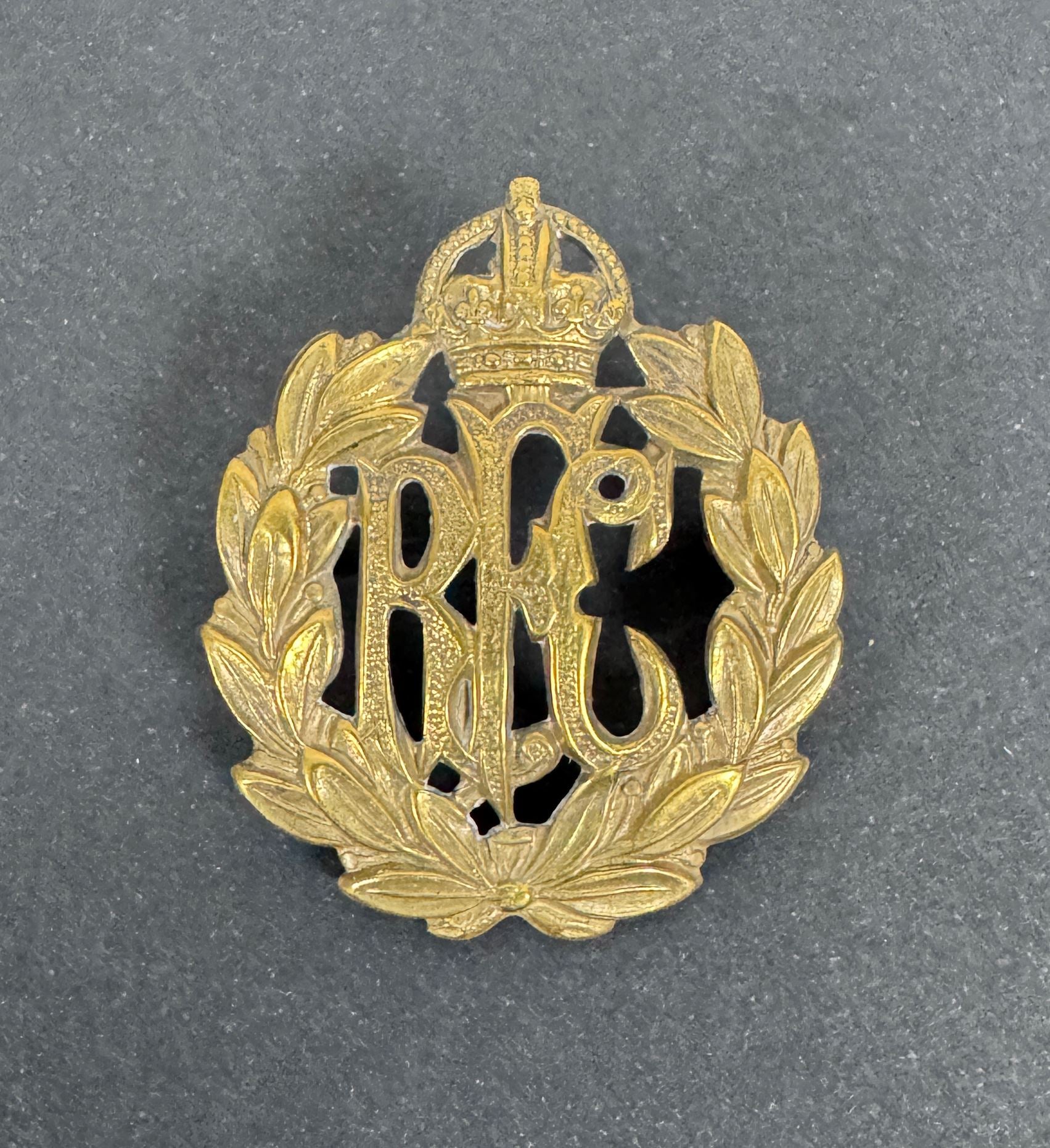 Royal Flying Corps (RFC) Cap Badge WW1 British Airman Insignia – Medals ...