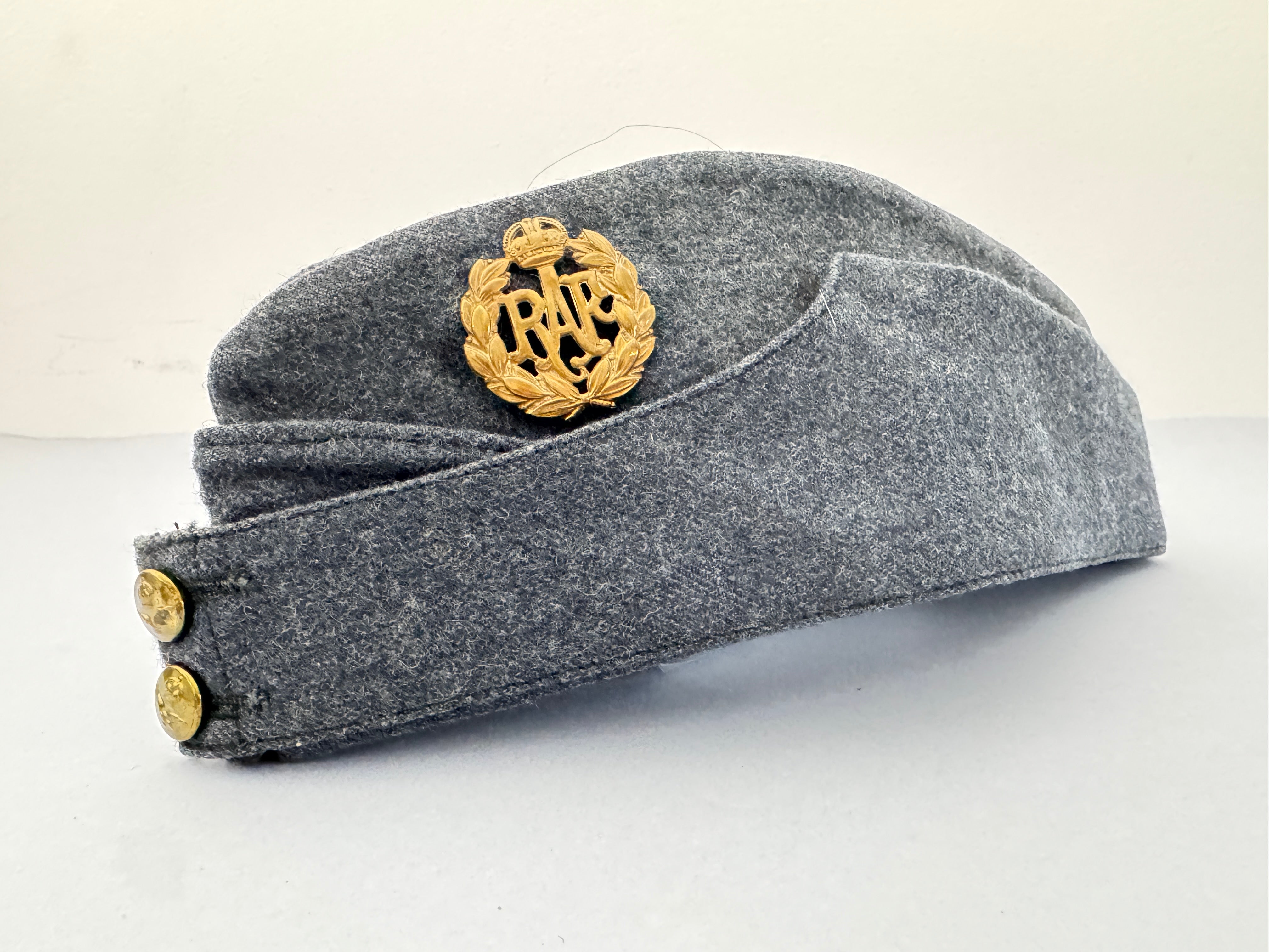 WW2 British RAF Royal Air Force Airman Side Cap 1942 Dated – Medals ...