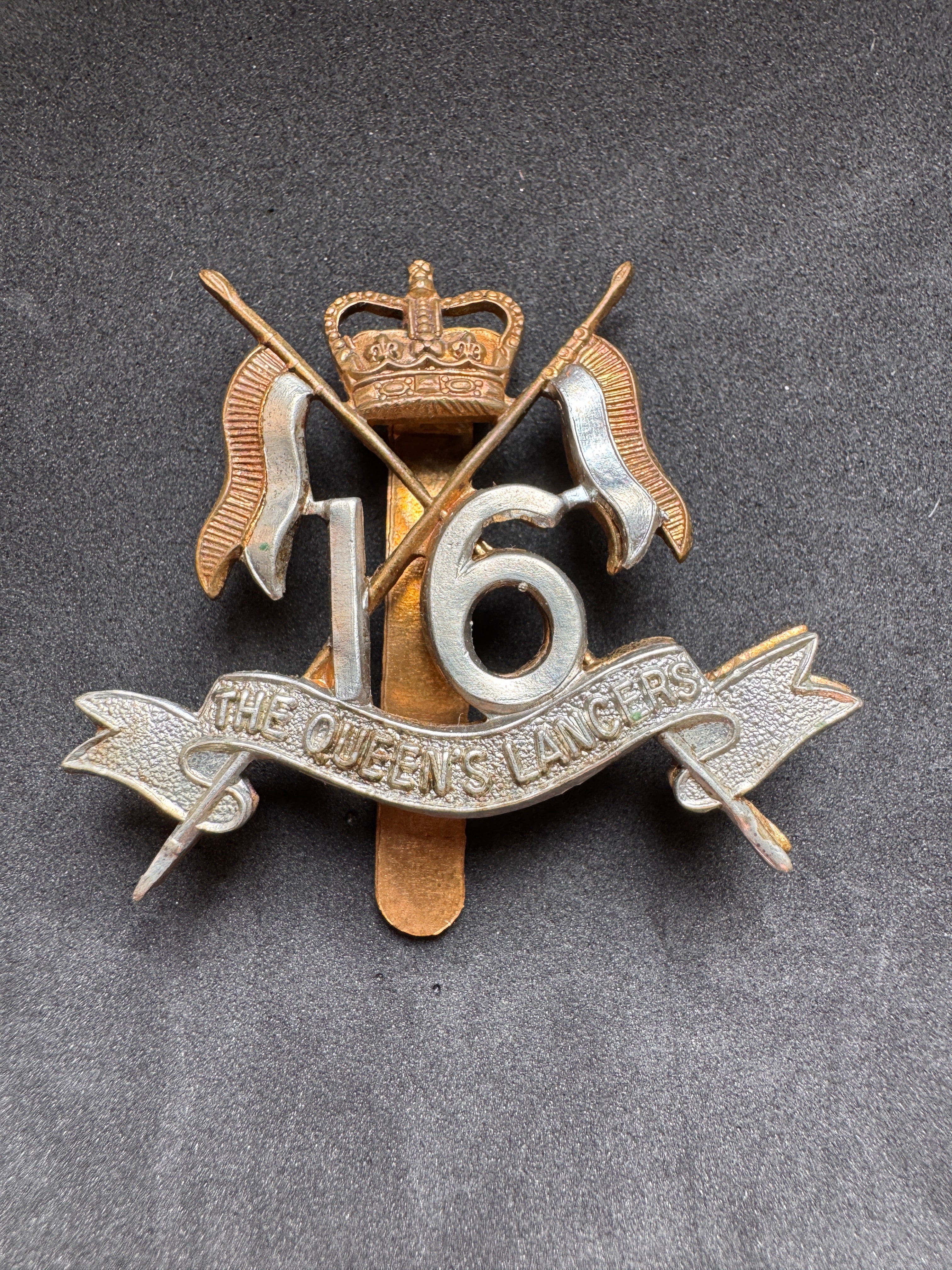 After WW2 British Army 16th/5th Lancers Cap Badge – Medals-Militaria