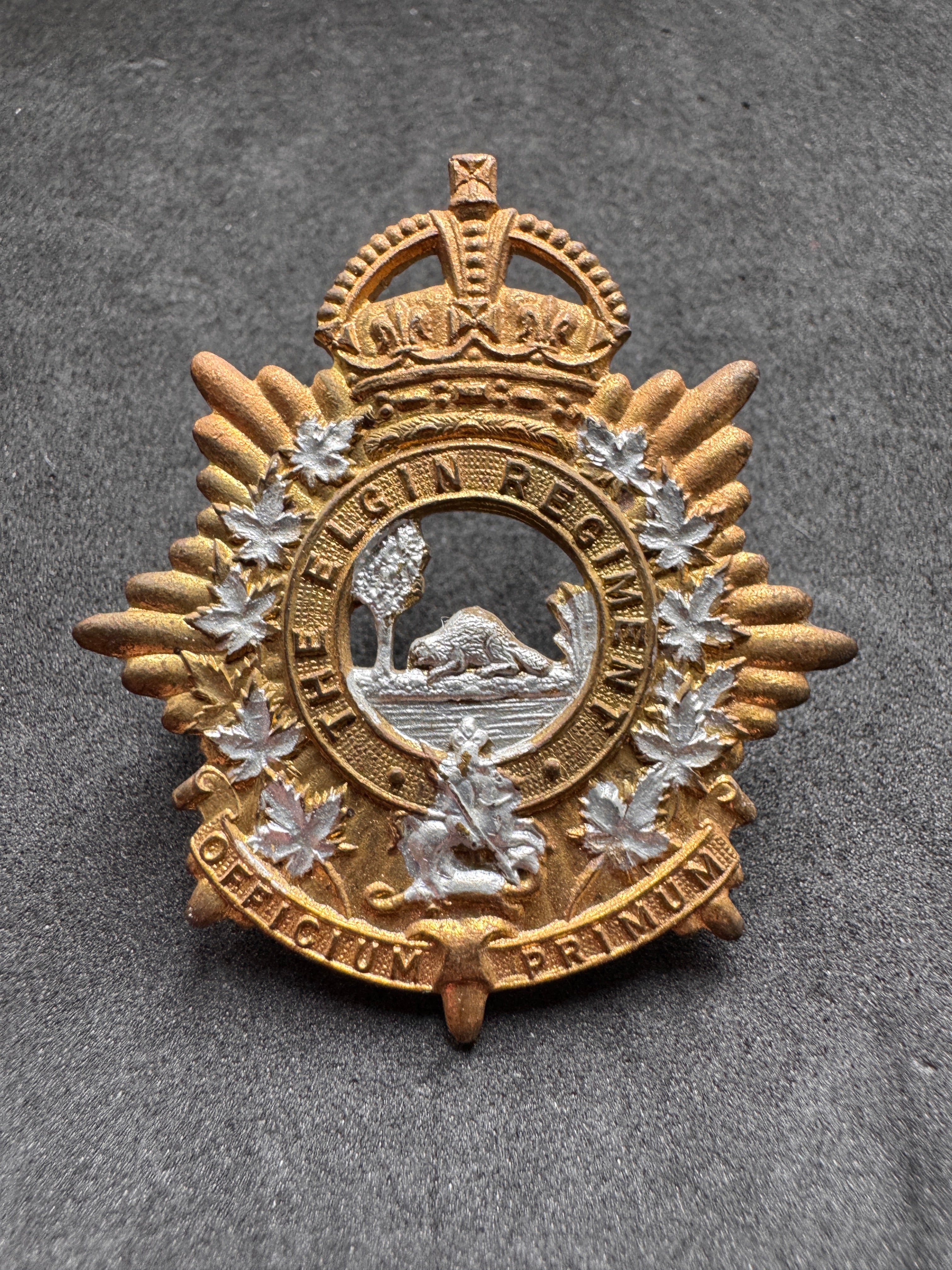 WW2 Canadian Army Elgin Regiment Cap Badge – Medals-Militaria