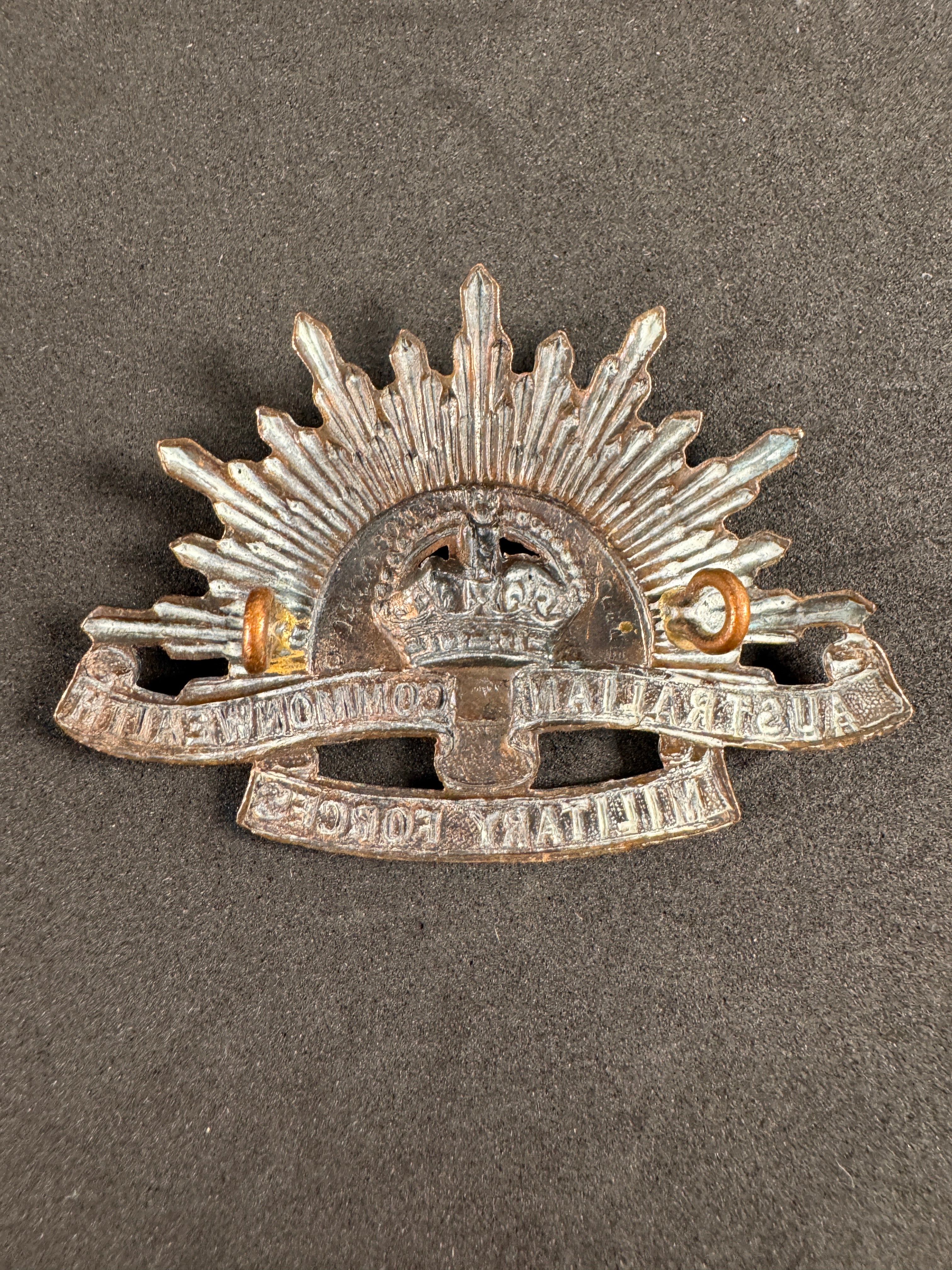 WW1 Australian Commonwealth Military Forces Cap Badge STOKES MELBOURNE ...