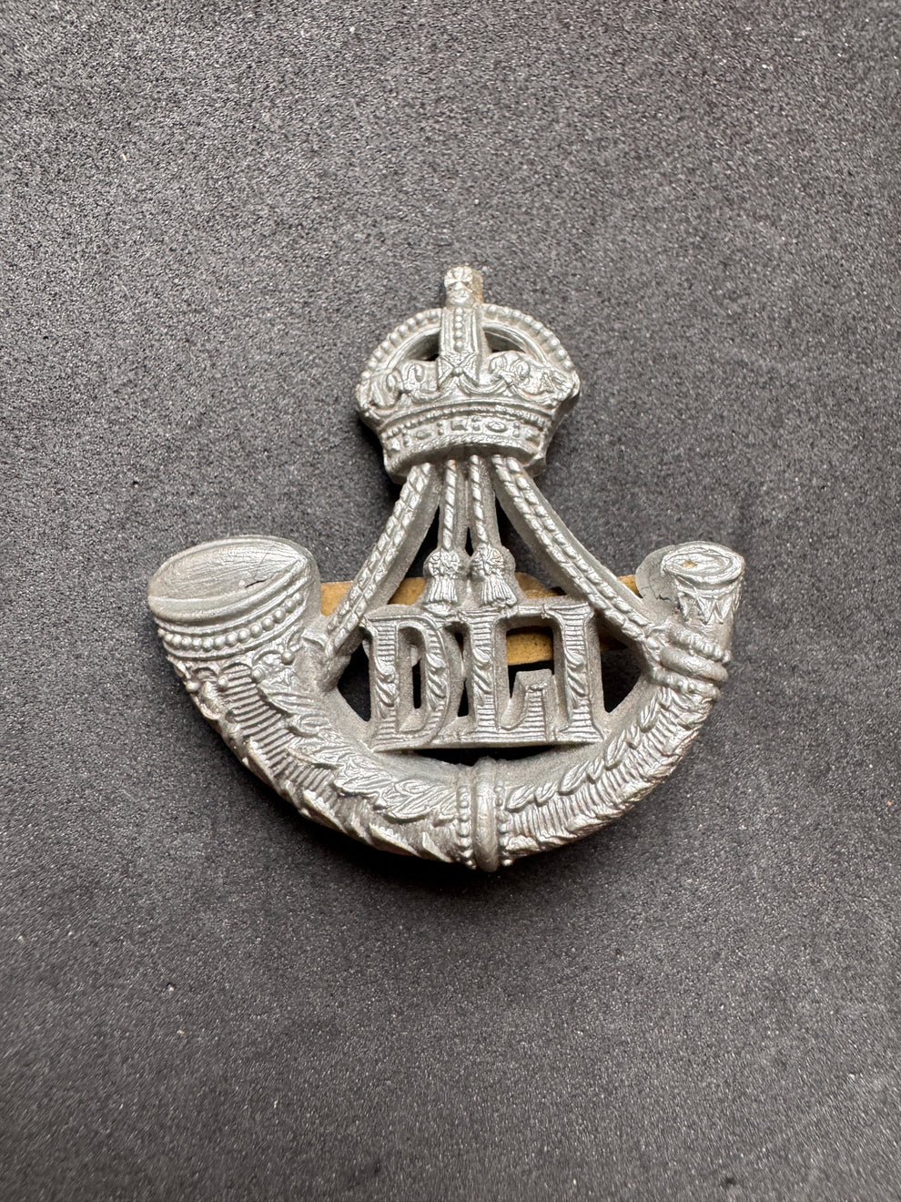 WW2 British Army Durham Light Infantry (DLI) War Economy Cap Badge ...
